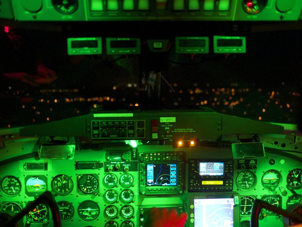 Daredevils to System Operators: the transformation of flying | Art and ...